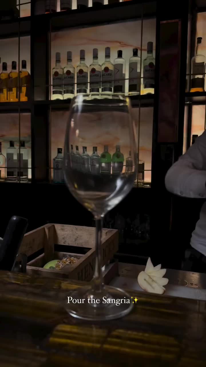 Dramz Bar And Lounge in Mehrauli,Delhi - Order Food Online - Best ...