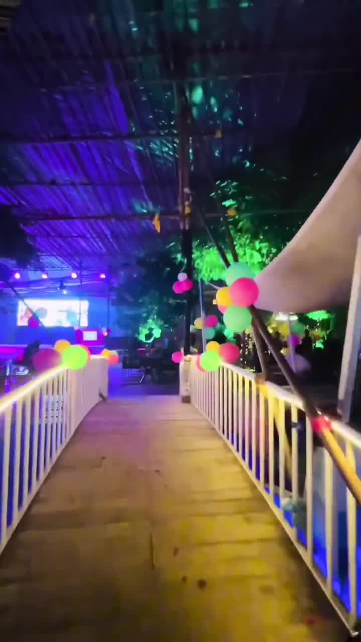 Akasa Pool Dining & Kitchen in baner,Pune - Order Food Online - Best ...