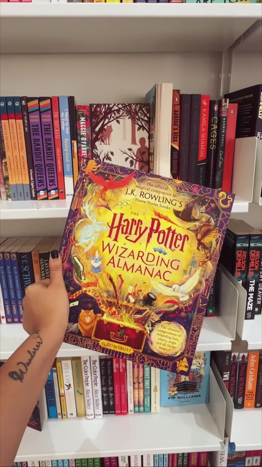 Crossword Bookstore (Logix City Mall) in Noida Sector 21a,Noida - Book ...