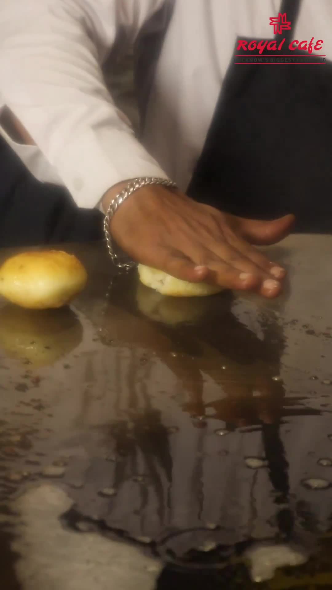 Royal Cafe in Shivaji Chowk,Latur - Order Food Online - Caterers near ...