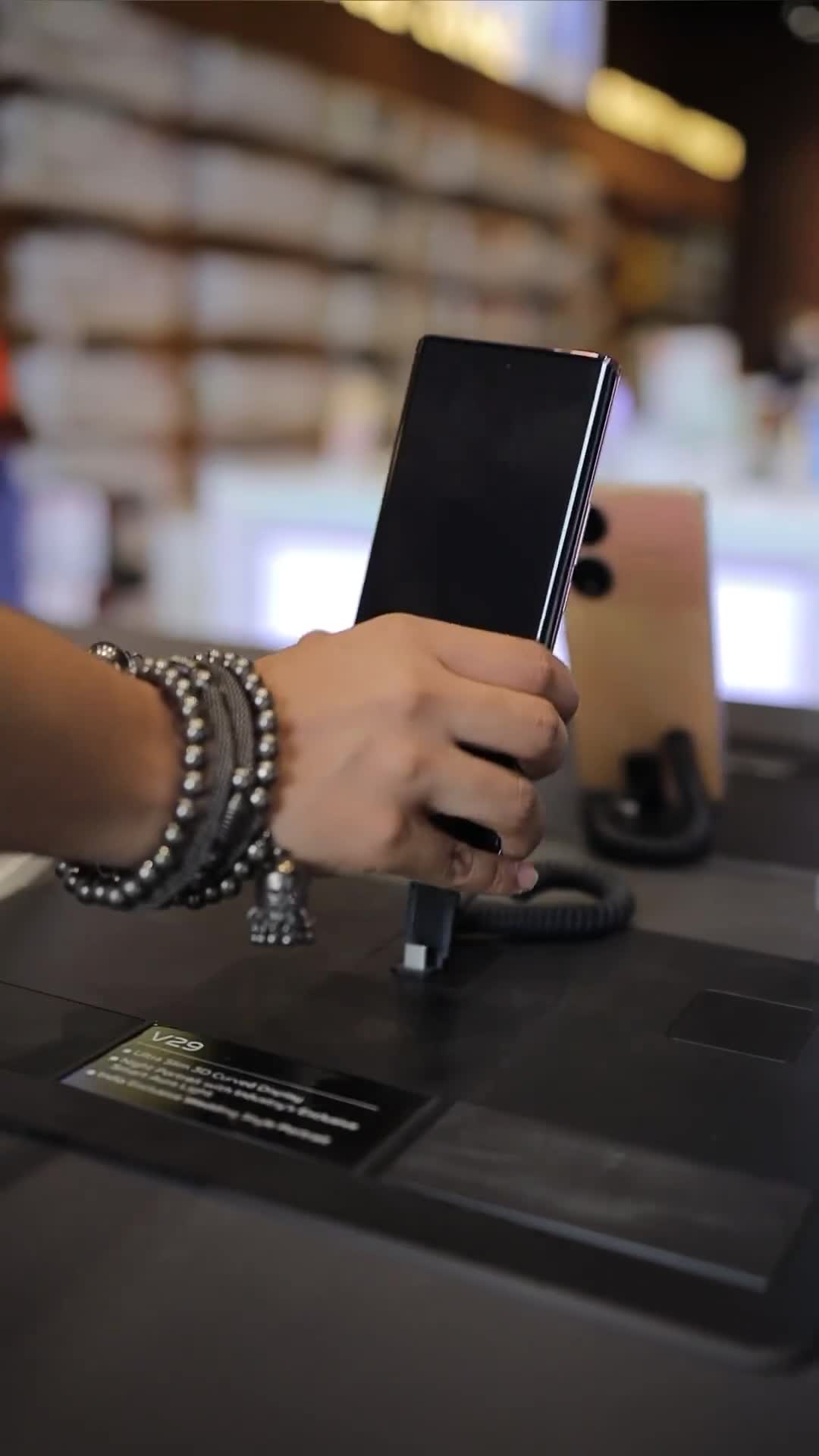 Poorvika Mobiles Pvt Ltd in Palavakkam,Chennai - 𝗩𝗶𝗲𝘄 𝗢𝗳𝗳𝗲𝗿𝘀 - Mobile ...