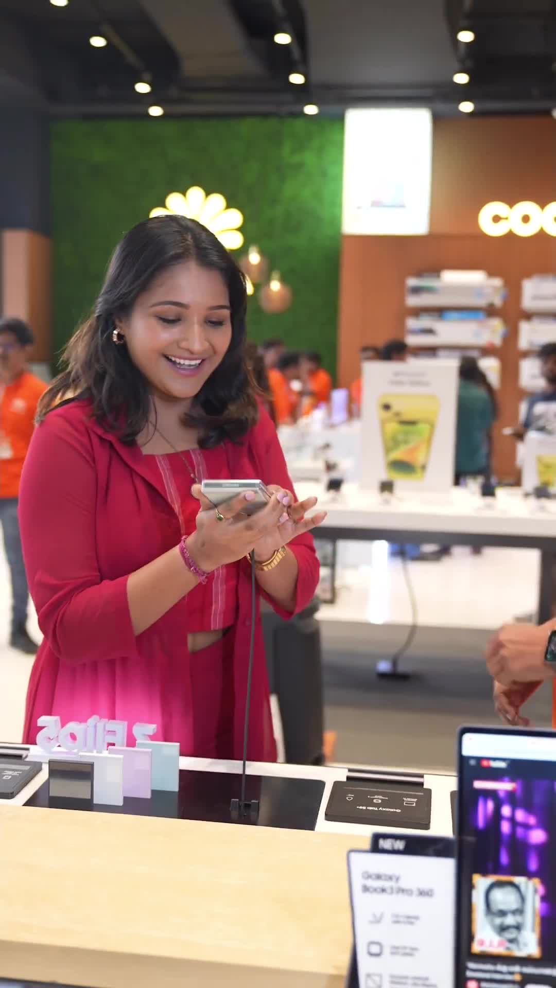 Poorvika Mobiles Pvt Ltd in Palavakkam,Chennai - 𝗩𝗶𝗲𝘄 𝗢𝗳𝗳𝗲𝗿𝘀 - Mobile Phone Dealers near me in ...