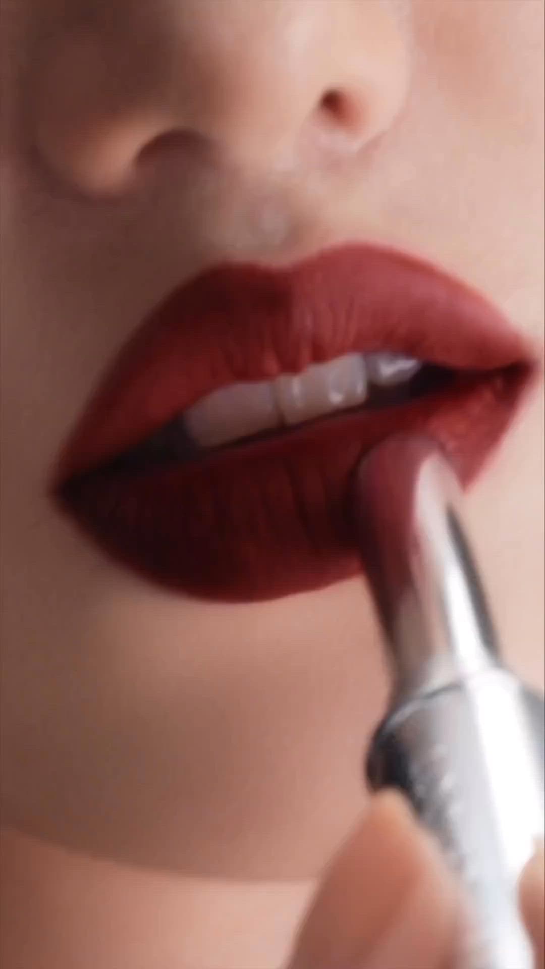 Mac Store in Helmet Circle,Ahmedabad - 𝗩𝗶𝗲𝘄 𝗢𝗳𝗳𝗲𝗿𝘀 - MAC-Cosmetic ...